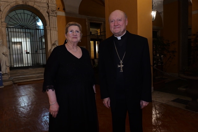 Liana Marabini, dopo il successo di 'Mirabile Dictu', si prepara per ...